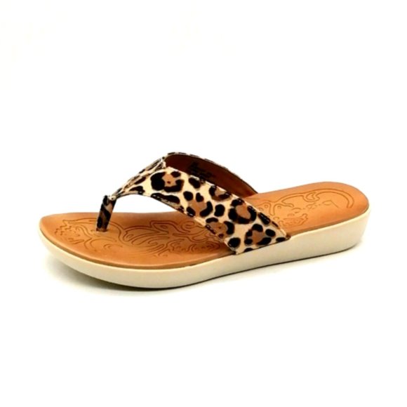 boc | Shoes | Boc Womens Aimee Thong Flip Flop Sandals Tan Leopard ...